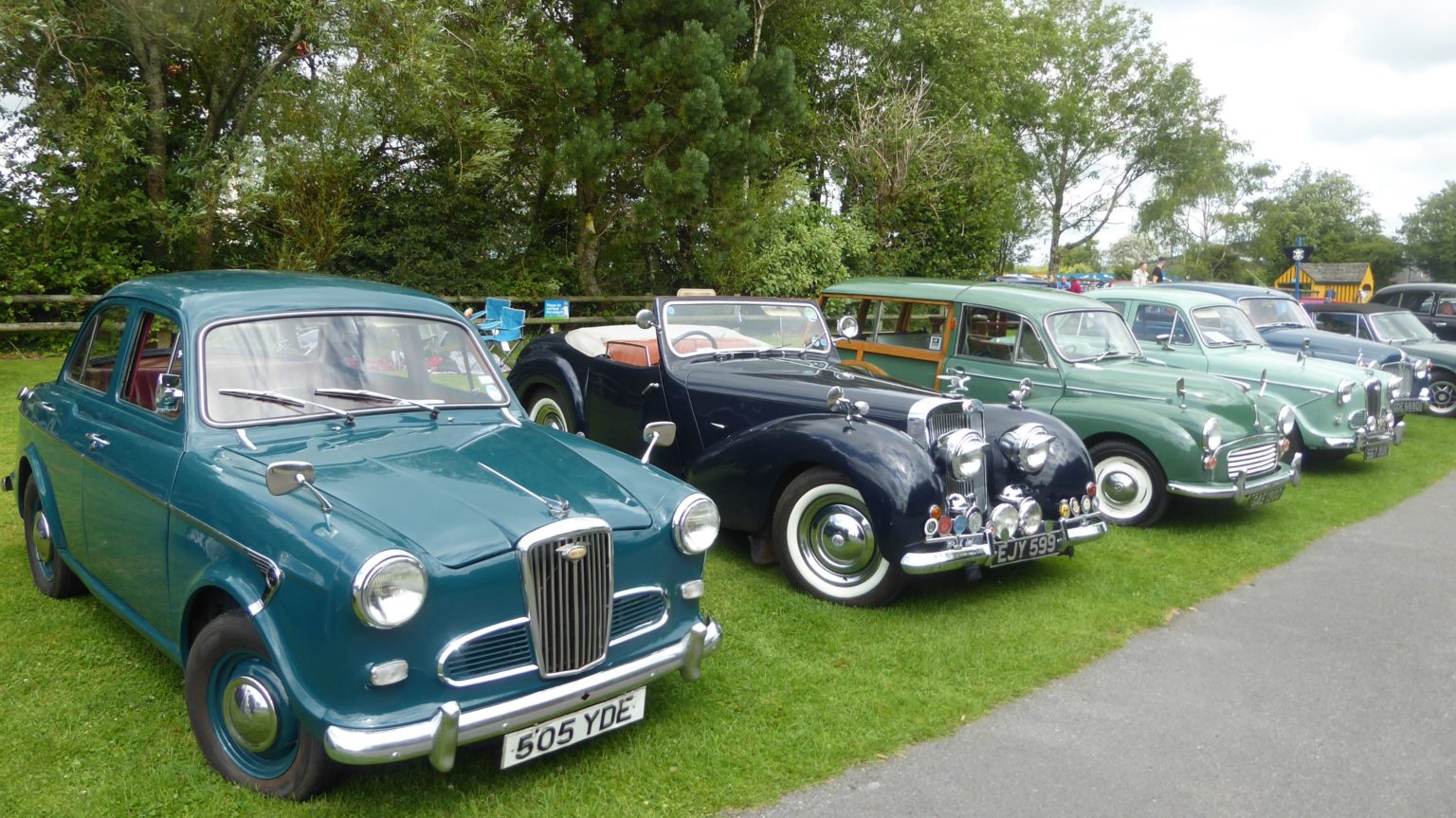 Pembrokeshire Classic Car Club Display Folly Farm pembrokeshire-classic-car-club-display-folly-farm