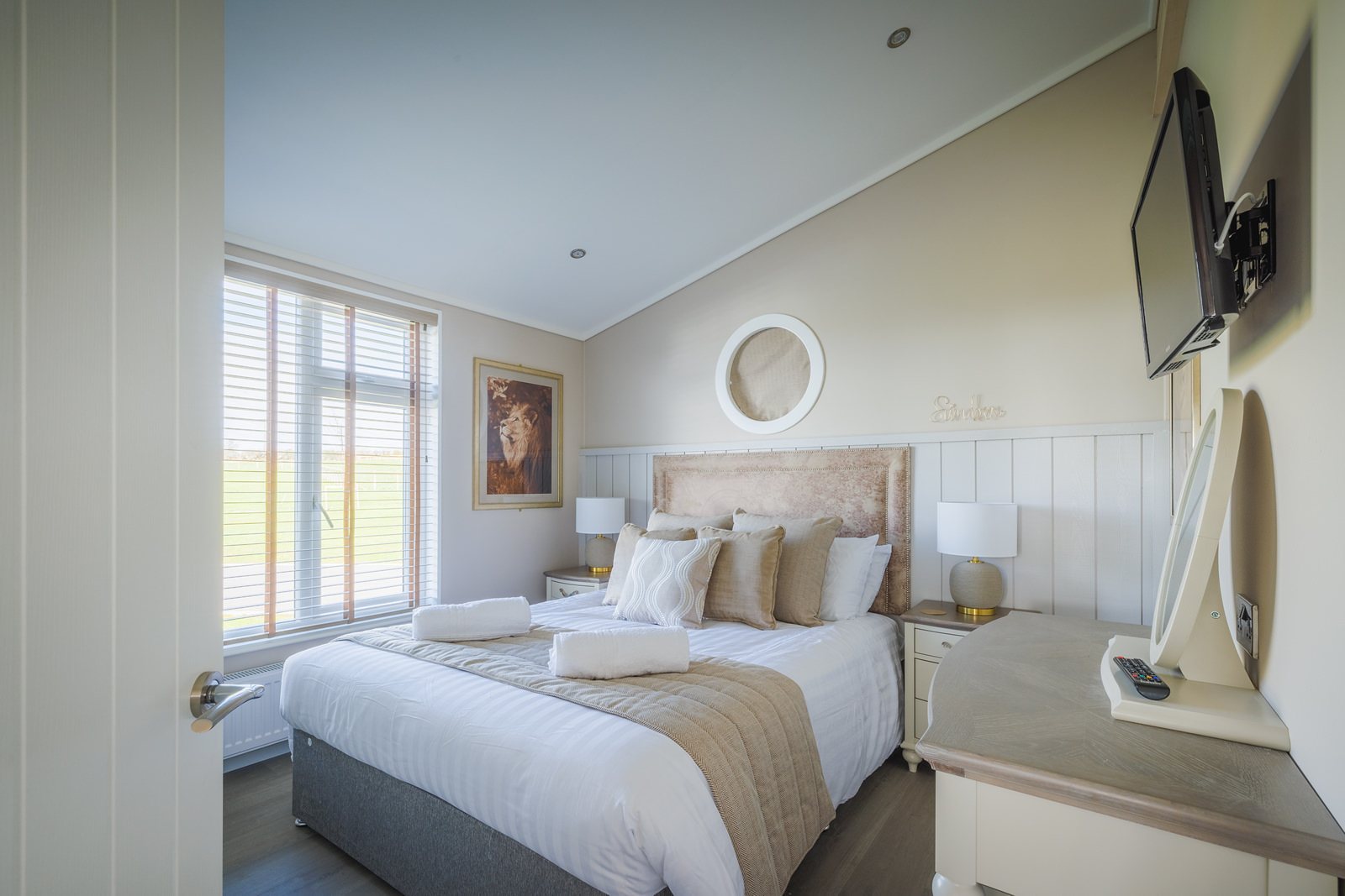 Stay in a Lion-themed Simba Lodge • Folly Farm