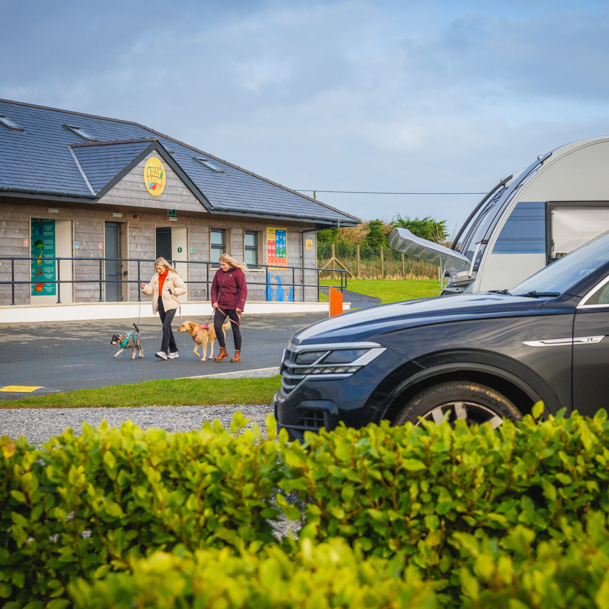 Pet Friendly Holidays in Pembrokeshire • Folly Farm Holiday Park